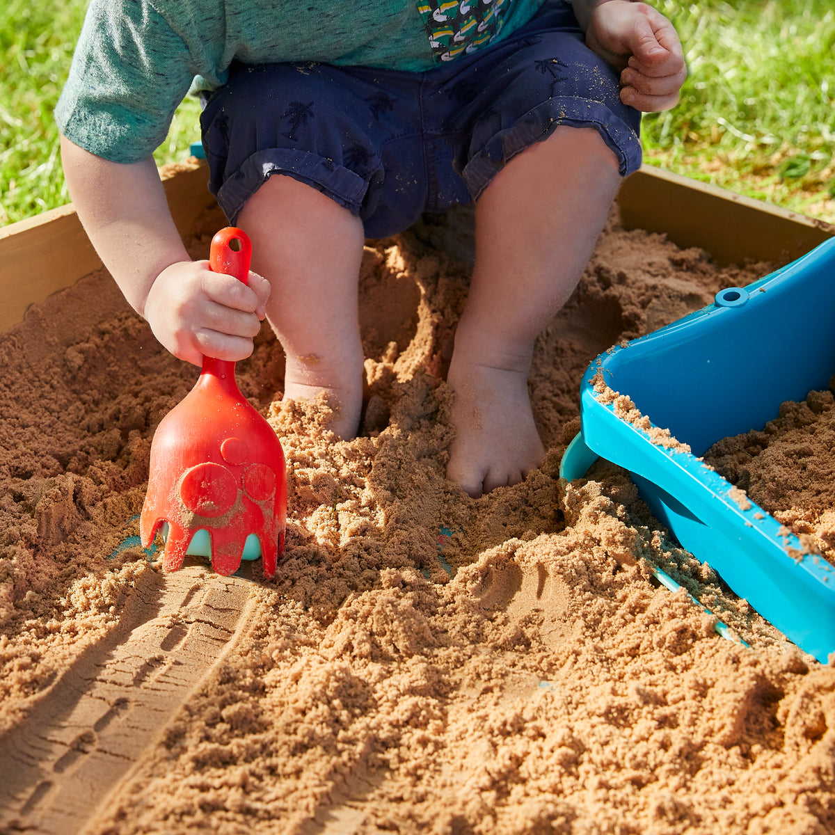 TP275 Wooden Sandpit with Canopy Roof – TP Toys NZ